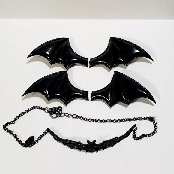 Accessories | Gothic 5pc Black Bat Wing Choker Necklace And Hair Clips ...